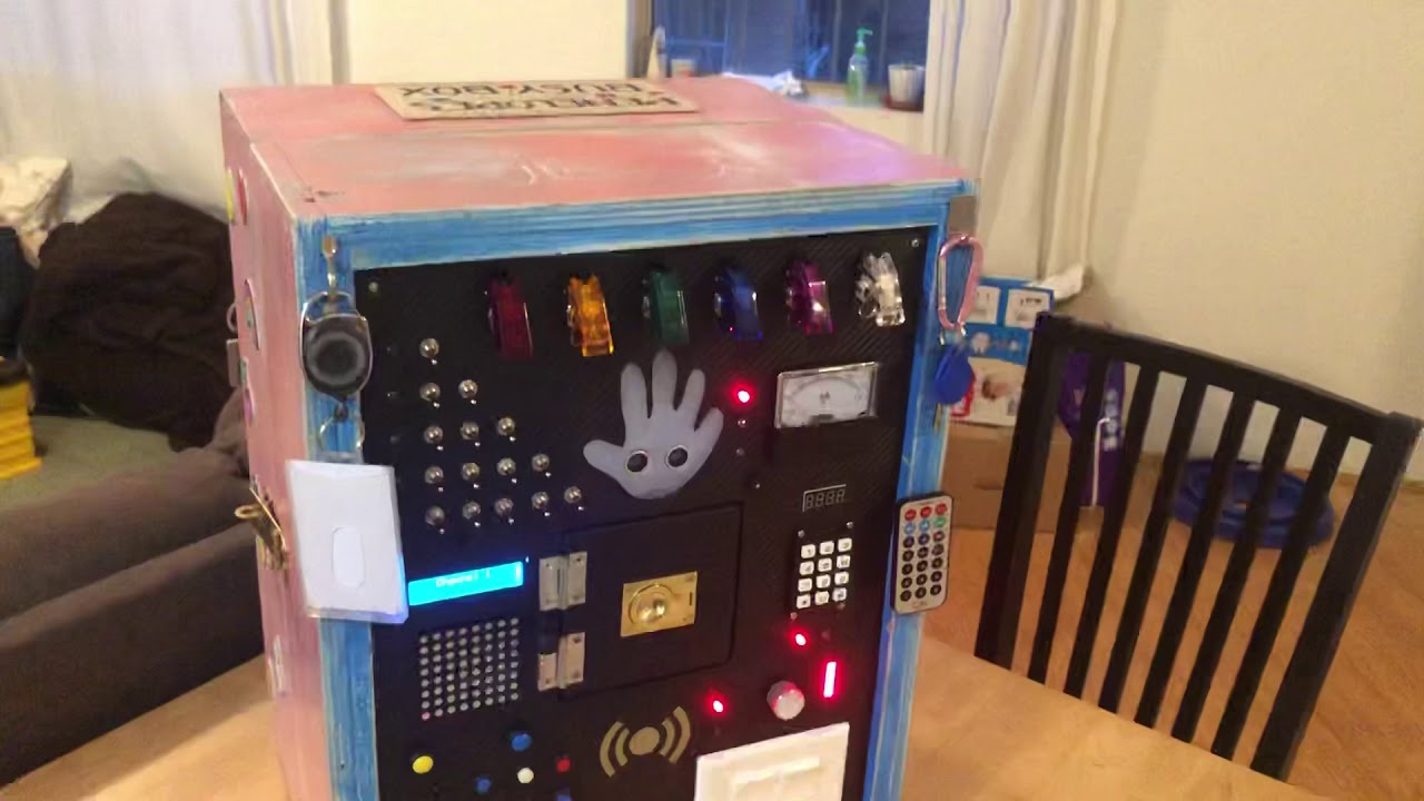 Electronic Busy Box - YouTube