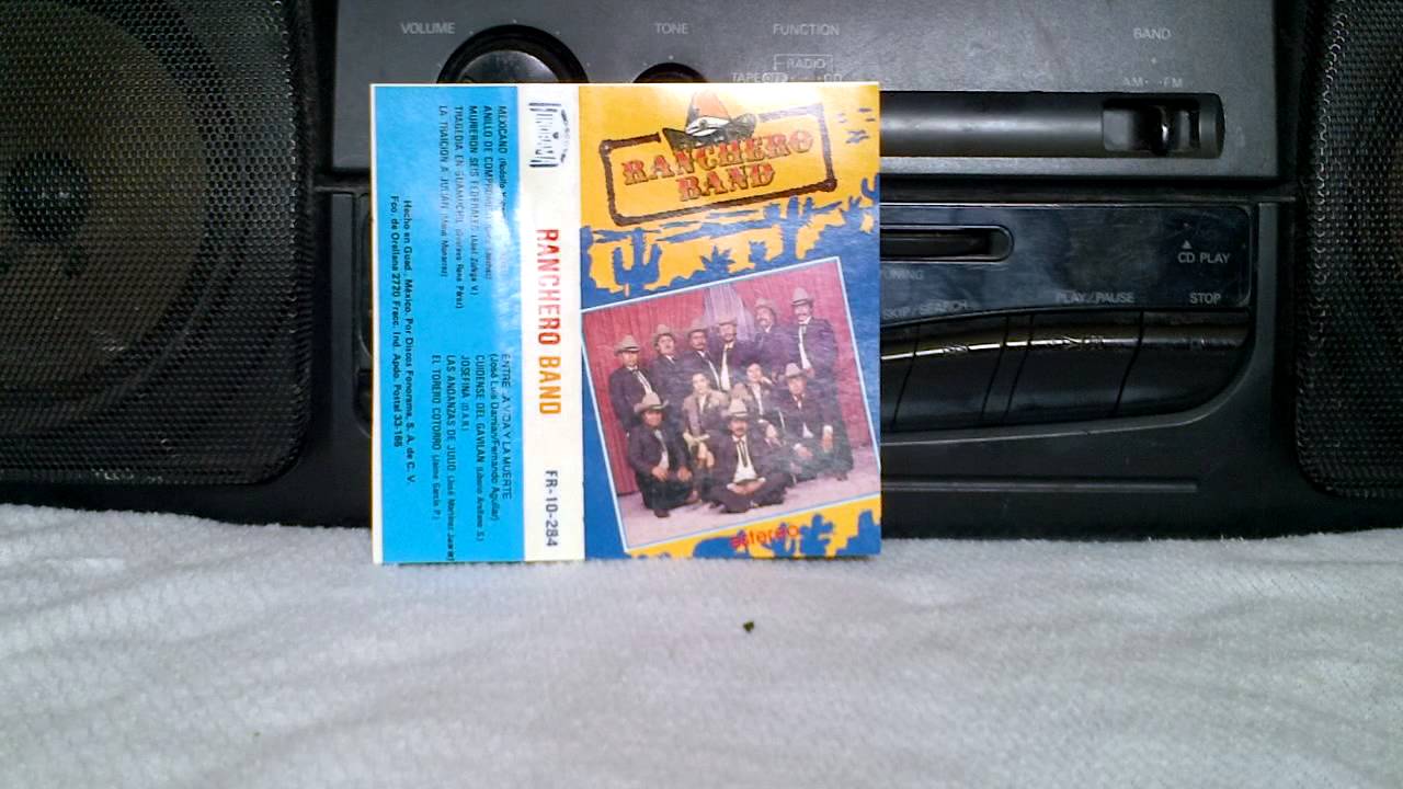 Ranchero Band: El Torero Cotorro - YouTube