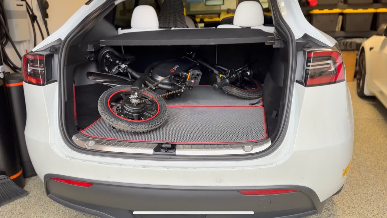 Tesla Model Y Trunk Space for DYU Mini Folding Electric Bike | Ebike ...
