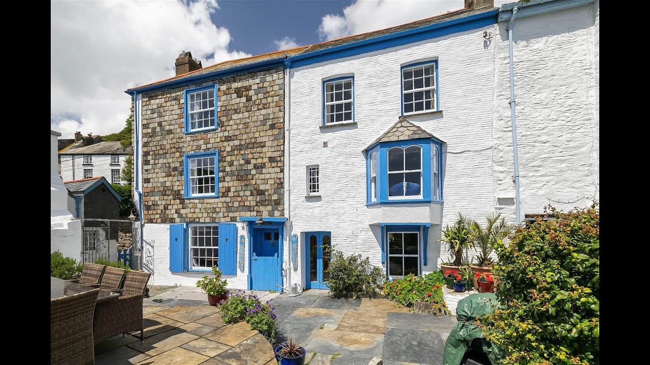 A 5 Bedroom Home in Polperro with superb sea views and easy access to ...