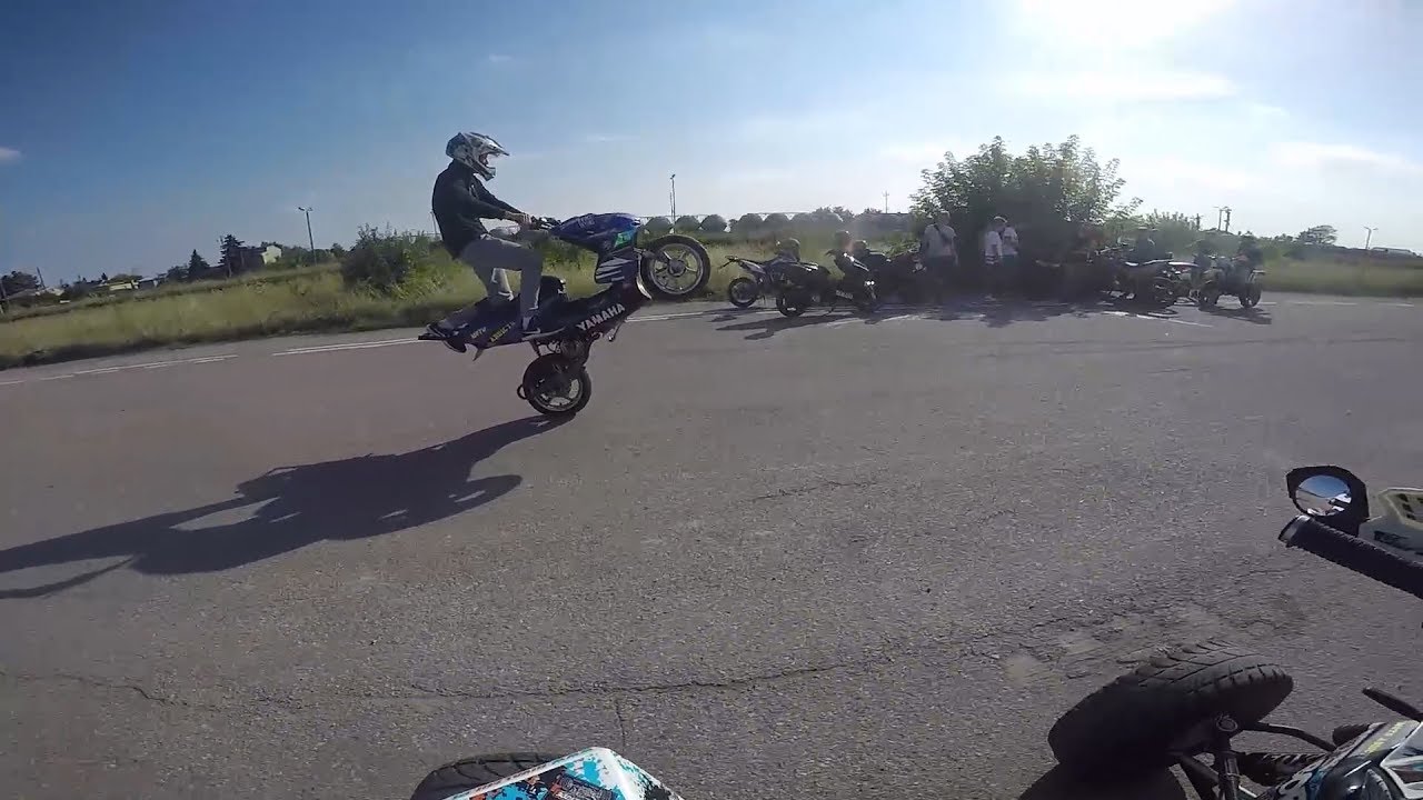 Born2RiDE Team || Spot BMW // Crazy scooter stunts - YouTube