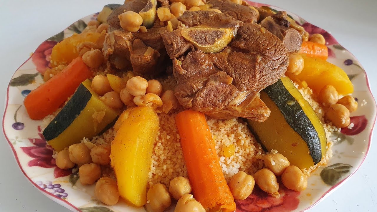 Couscous traditionnel 👌🏻😋un vrai régal 🥰 - YouTube