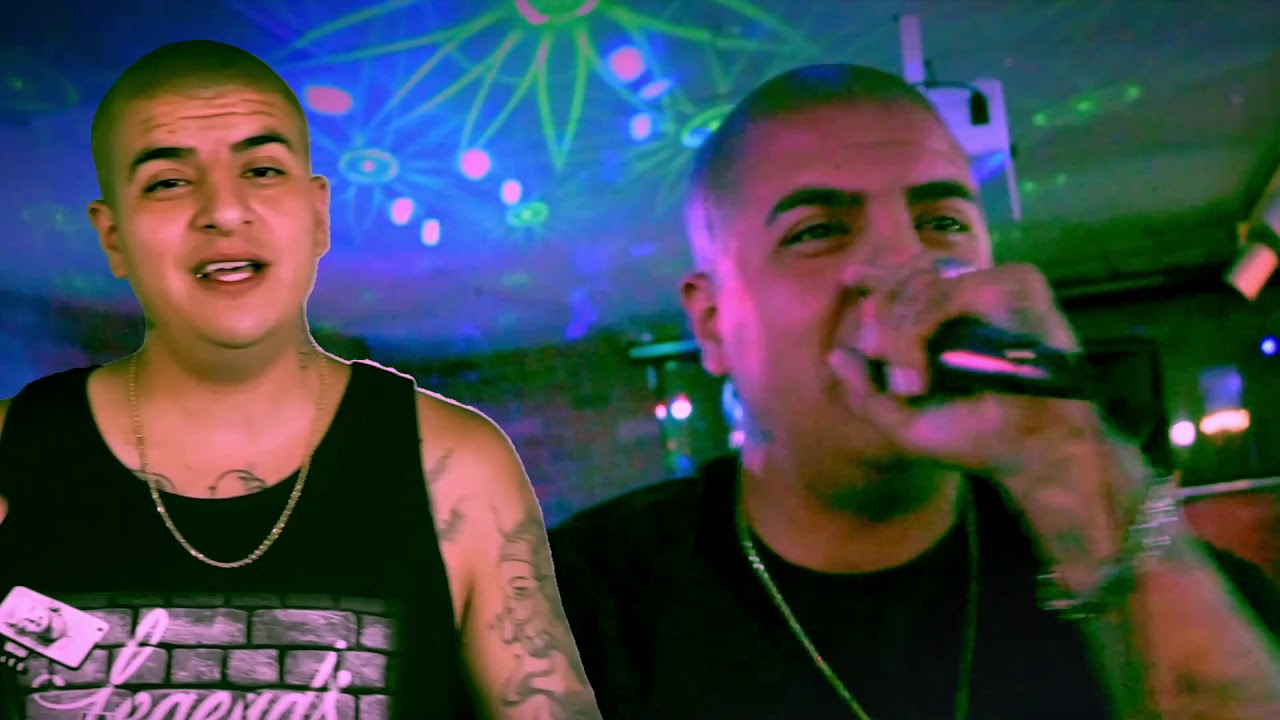 La Conecta- Bottles Up - YouTube