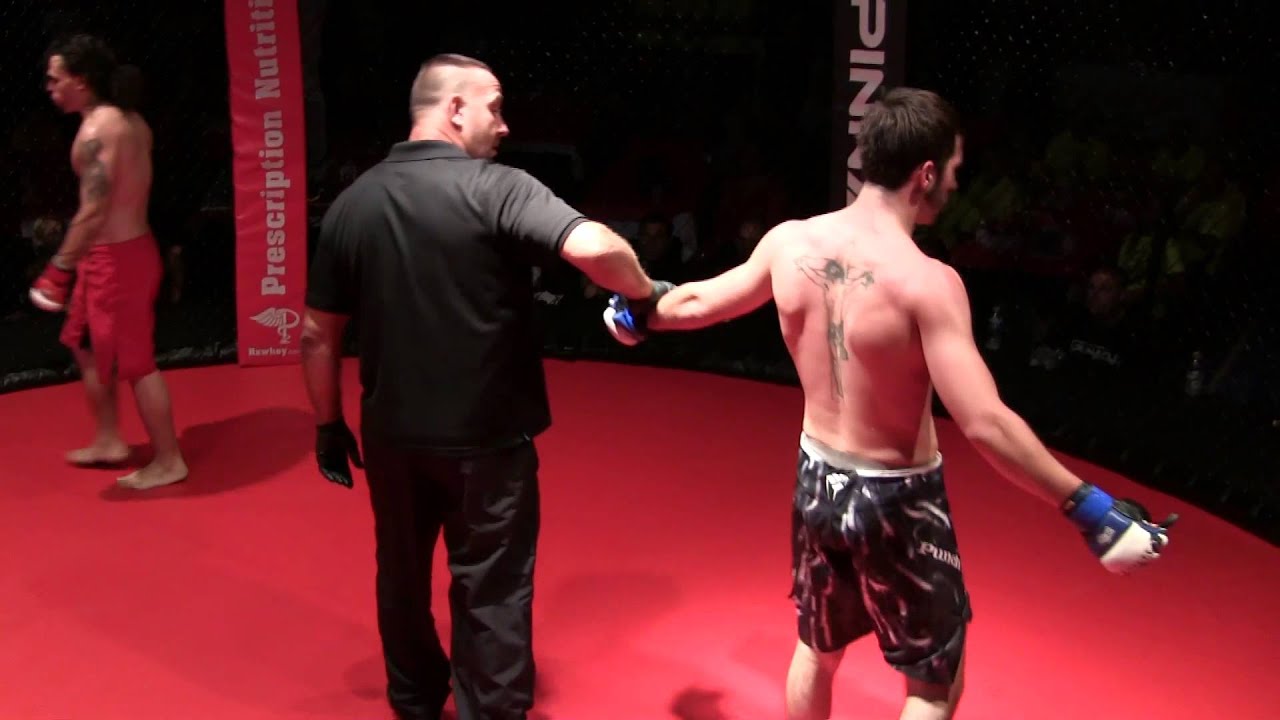 Ethan Goss vs Julian Ramos - YouTube