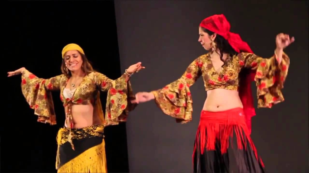 Fusión con Danzas Gitanas - YouTube