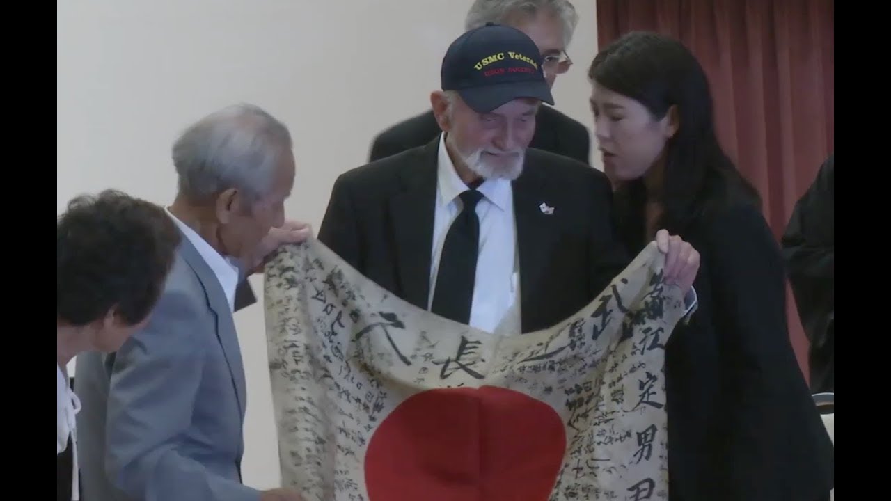 WWII Vet Returns Flag To Japanese Family - YouTube