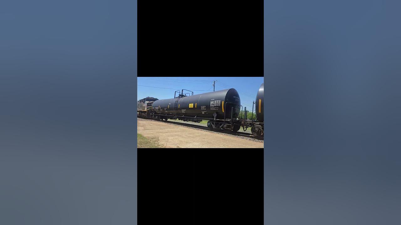 CPKC 576 CP #8061 AC44 Leads a SB Unit Train with Grey Ghost KCSM #4548 as MID DPU in DeQuincy ...