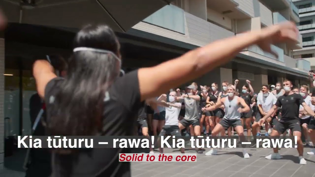 Pou Tangata - The haka of the New Zealand Team - YouTube