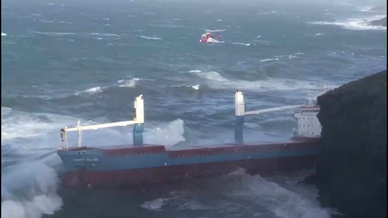 Video Elicottero NEMO Guardia Costiera in soccorso alla Nave CDRY BLUE ...