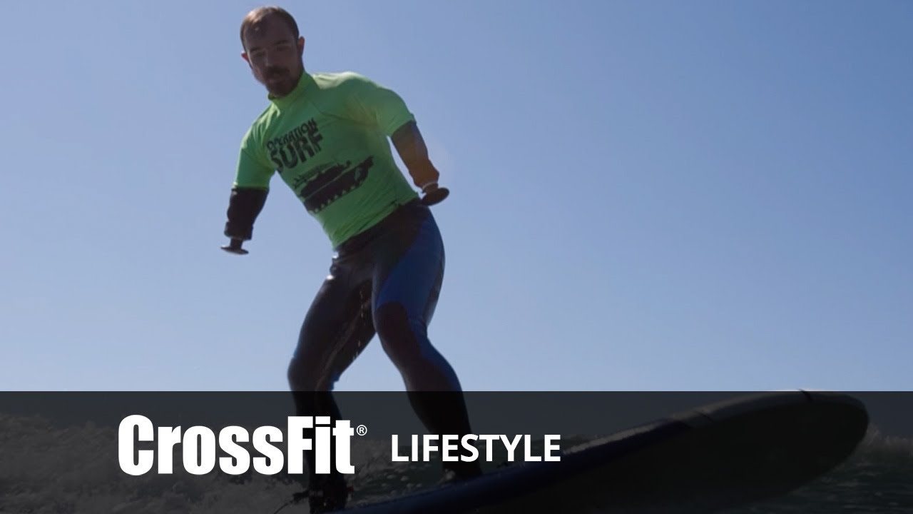 Bobby Lane: The Roundhouse Cutback - YouTube