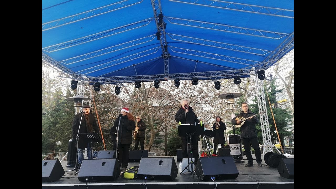 ΟΙ "ΜΟΝΙΕ & ΜΟΝΙΕ CONNIENTE" ΣΤΗΝ ΠΟΛΙΤΕΙΑ ΤΩΝ ΕΥΧΩΝ - YouTube
