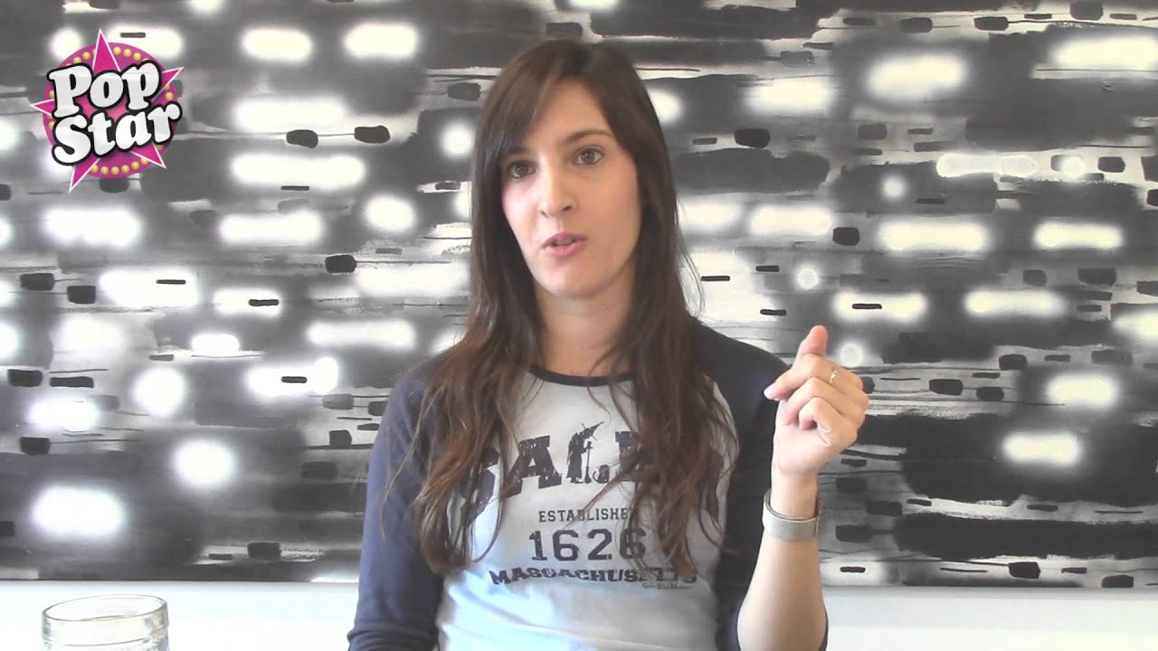 Tiffany Calligaris cuenta todos los secretos de 'Witches' - YouTube