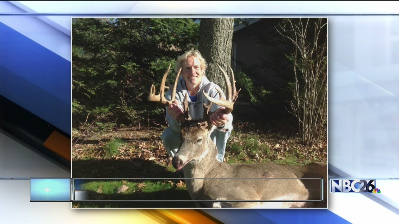 Hunter shares story of bagging a 30 point buck - YouTube