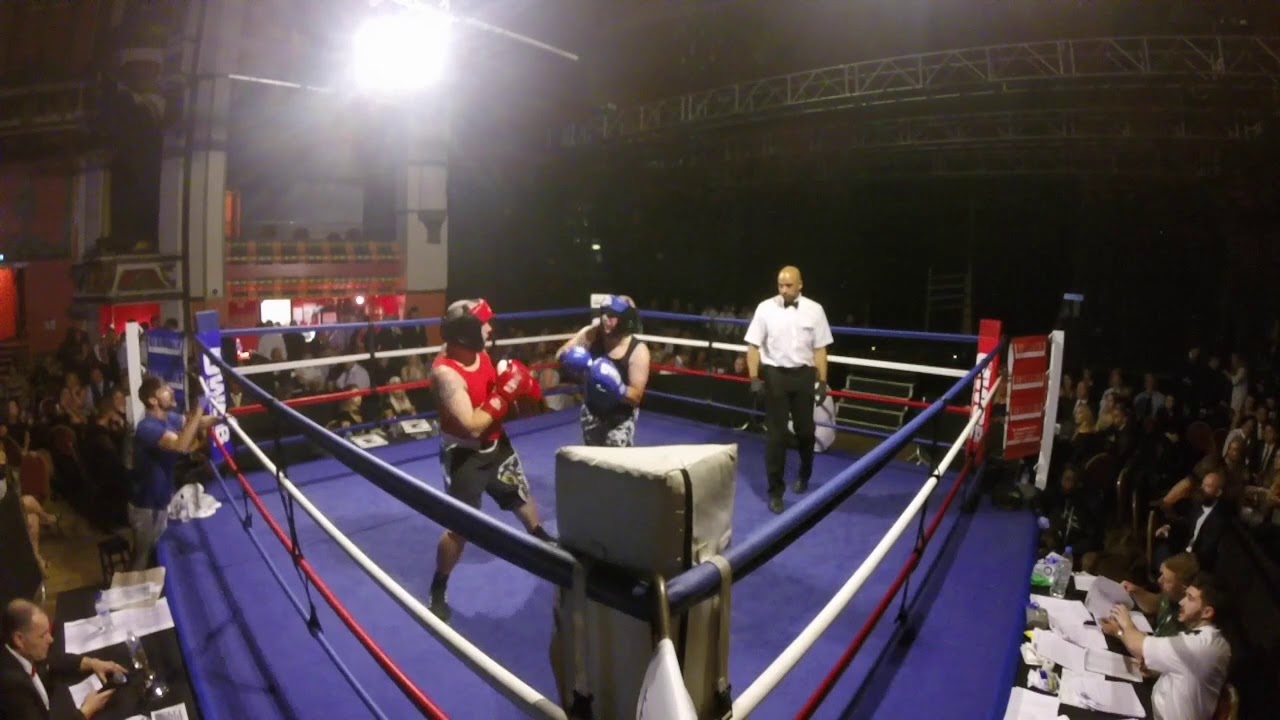 Ultra White Collar Boxing | Liverpool | Thomas Day VS Warren Trueman ...