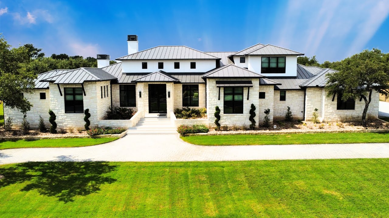 $2.84M Awe-Inspiring Estate | 4,400 | 1.4 Acres | 6 Beds | 7 Baths | 2 ...