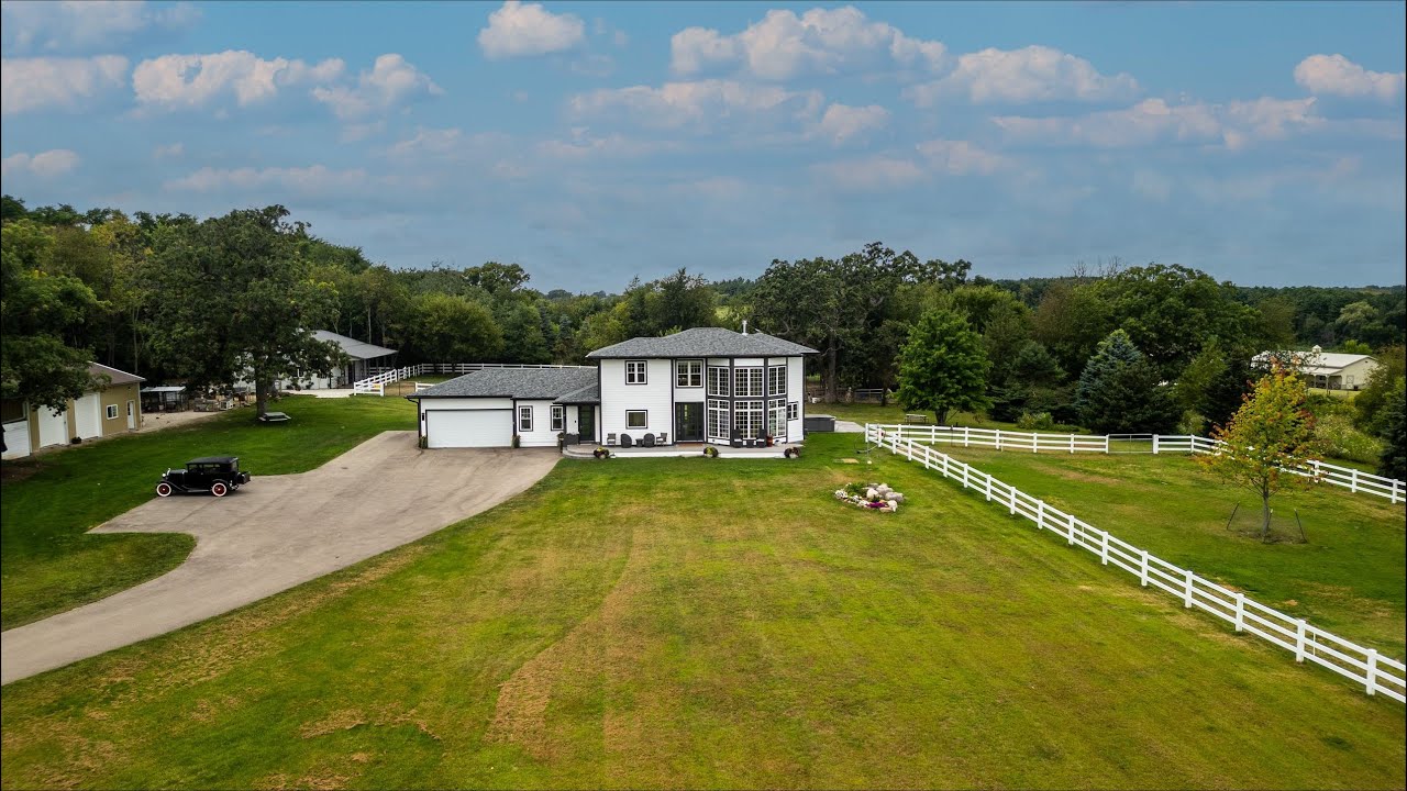 Hobby Farm Near Lake Geneva | W1940 County Road D - YouTube