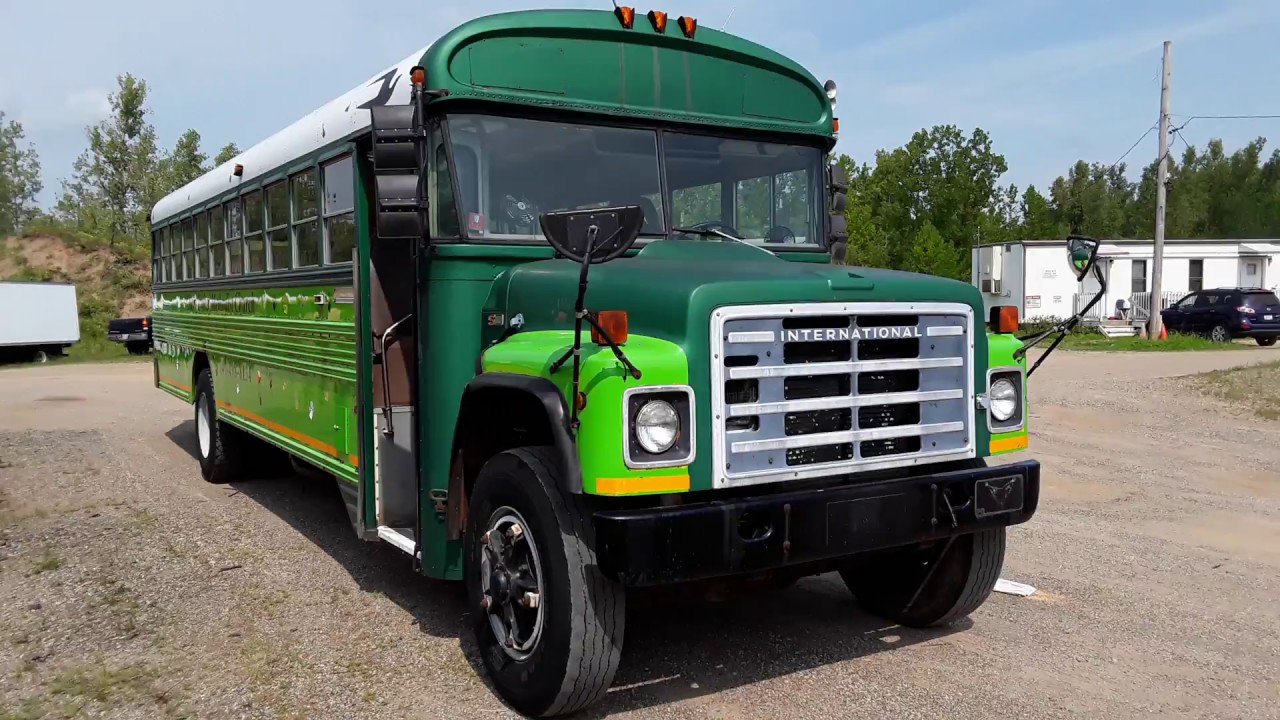 1987 Blue Bird S-1800 Tour and Start Up - YouTube