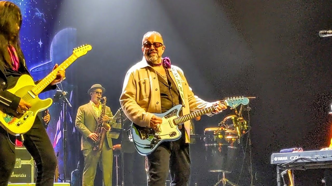 The Mavericks - As Long As There's Loving Tonight (ACL Austin, TX May ...