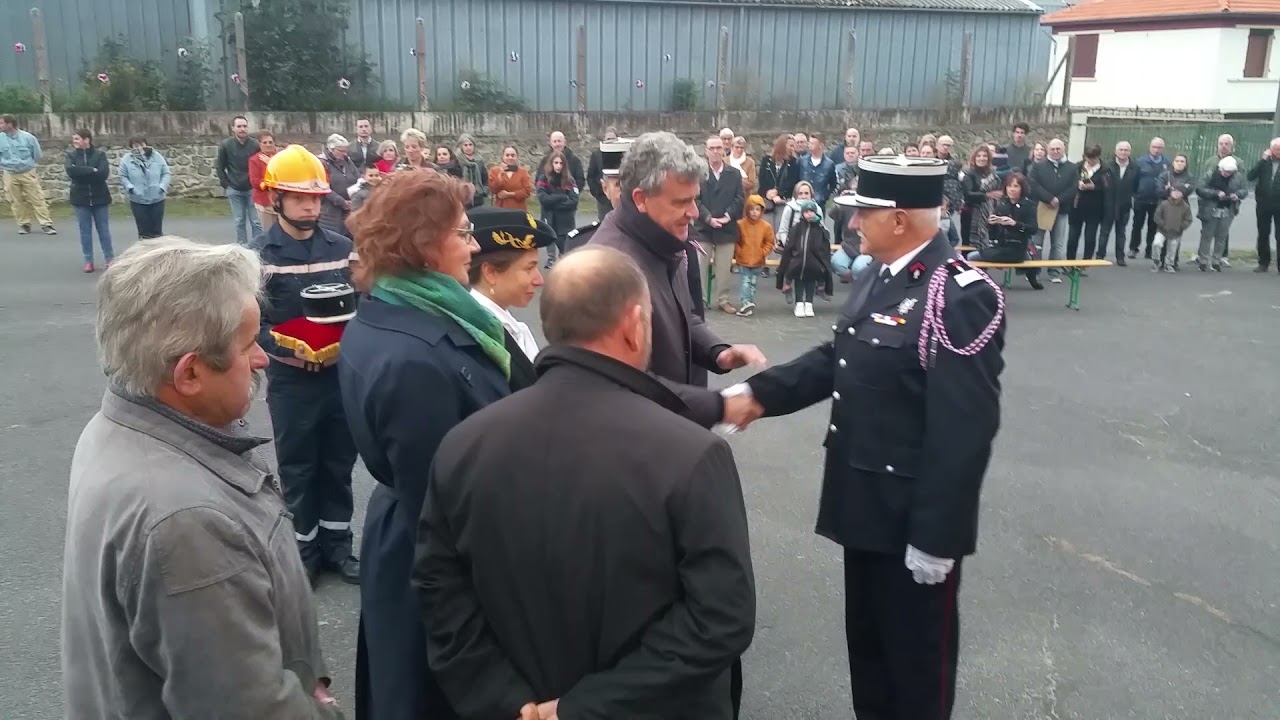 Passation de pouvoir du Capitaine Patrick Ferrand à la caserne d ...