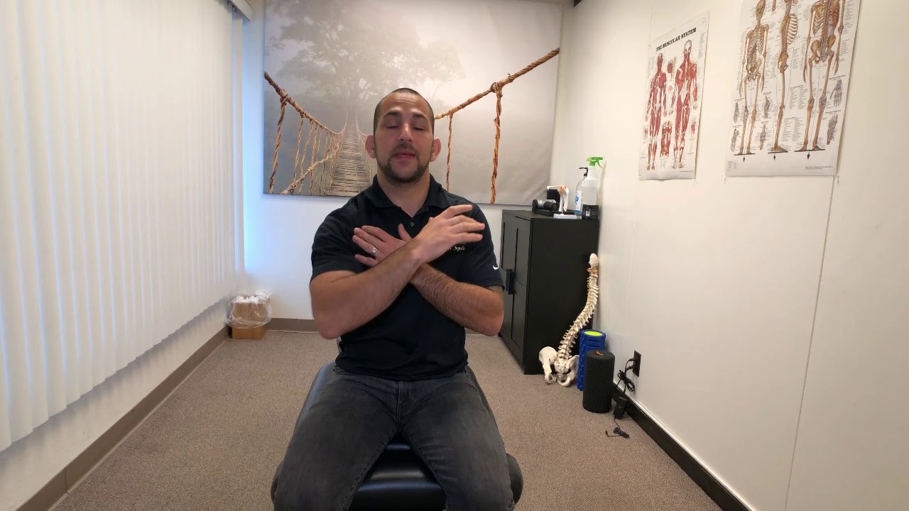 Test Yourself For A Shoulder Dislocation (Instability Test) - YouTube