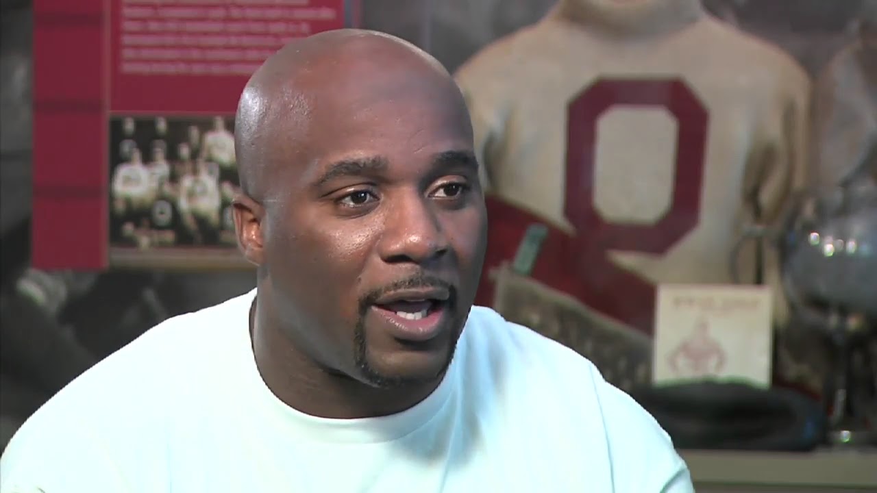 OU-Texas Top Plays: Roy Williams 'Superman' leap in 2001 (2011-10-06 ...