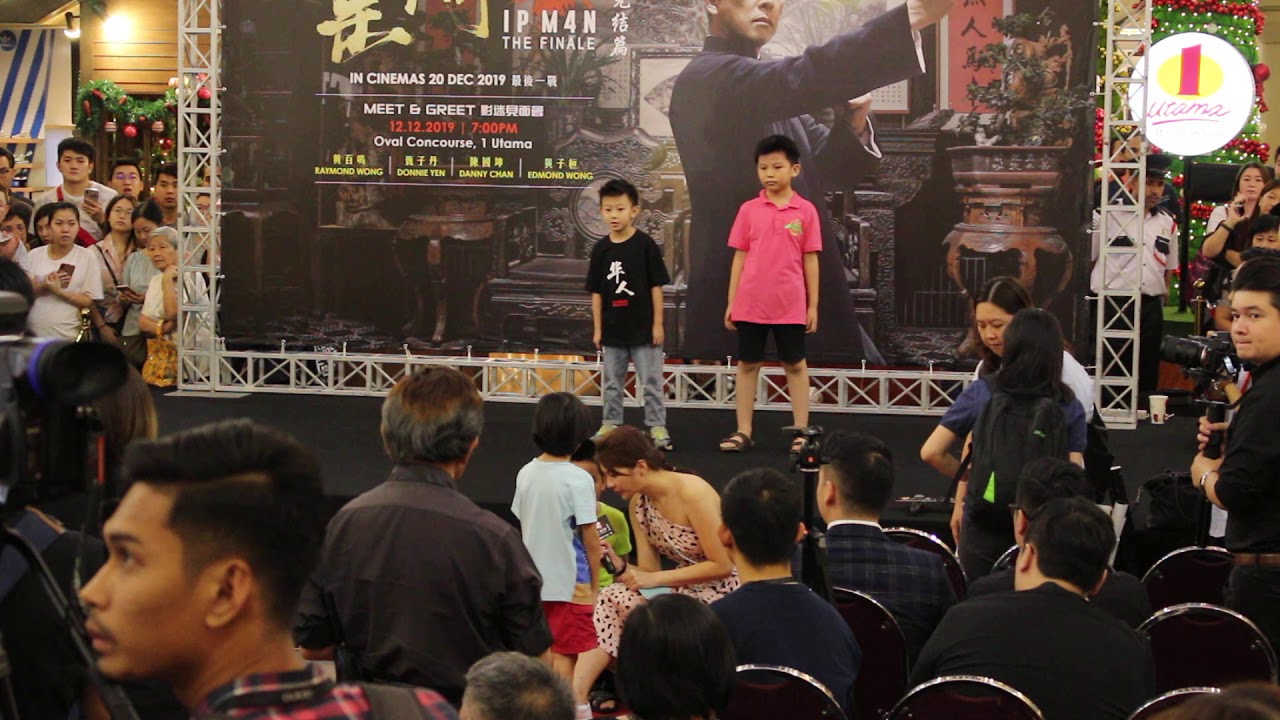 IP Man 4 kids kungfu contest. - YouTube