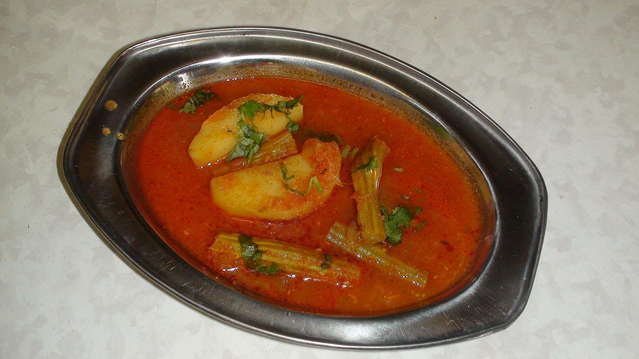 Saragva sing nu shaak - Drumstick & Potato curry - Video Recipe - YouTube