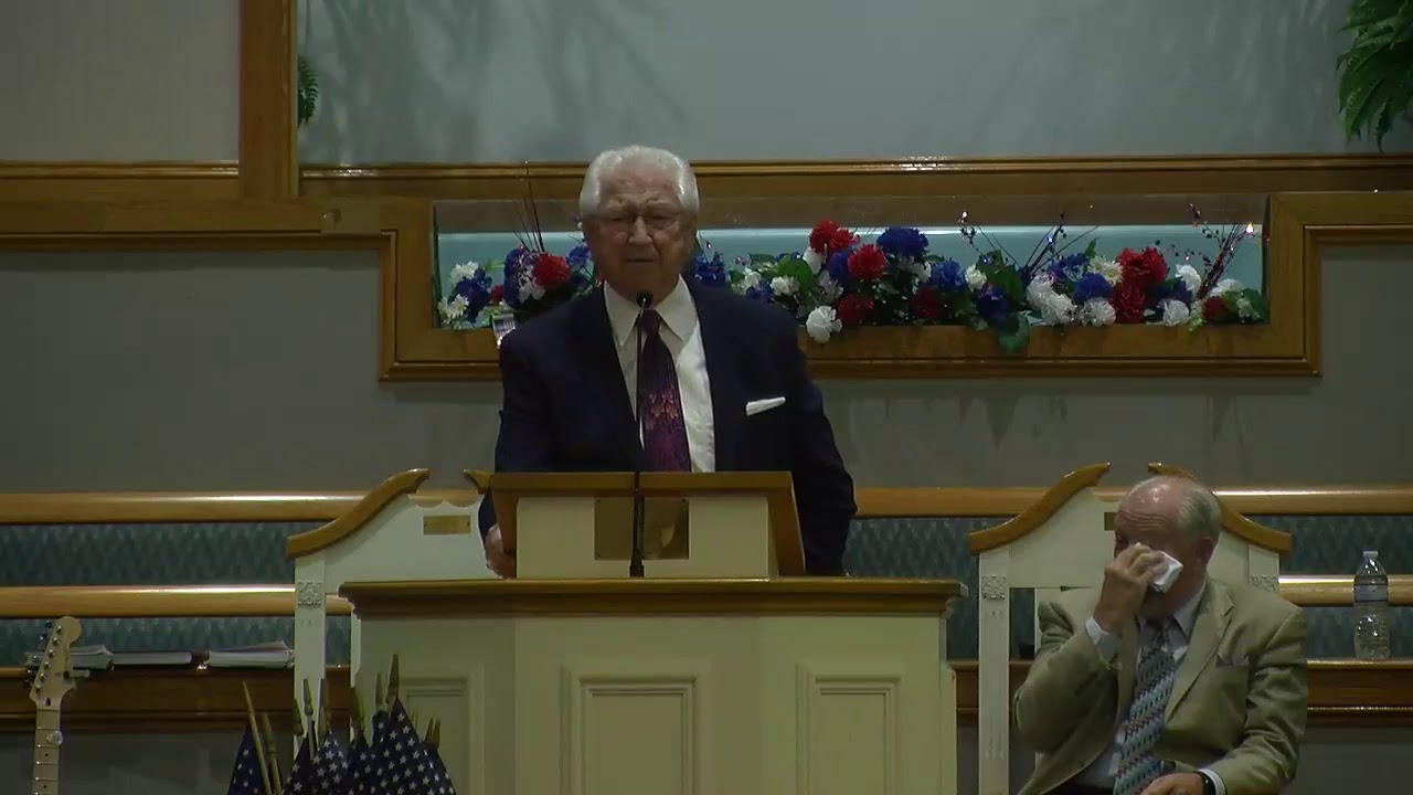 Old Regular Baptist Line Singing - Pastor Chuck Keesee - YouTube