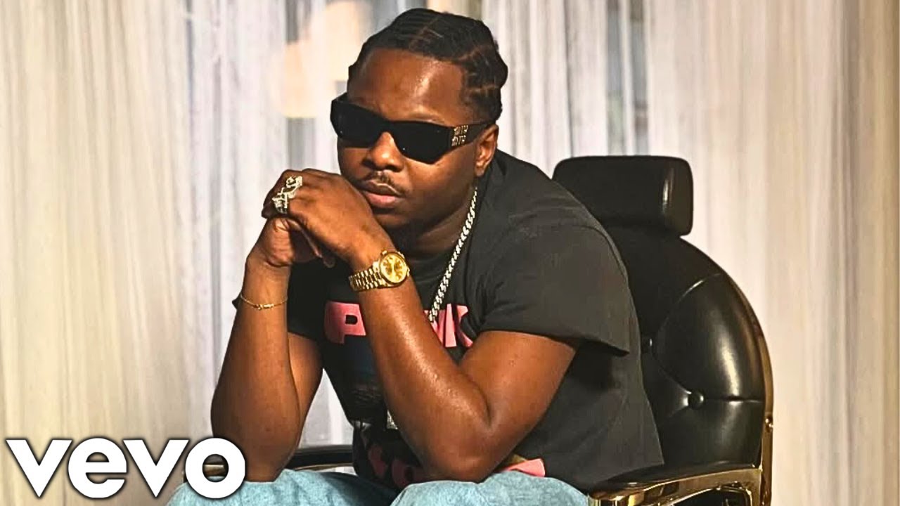 Leto - Luna ft. Genezio (Clip Officiel) - YouTube