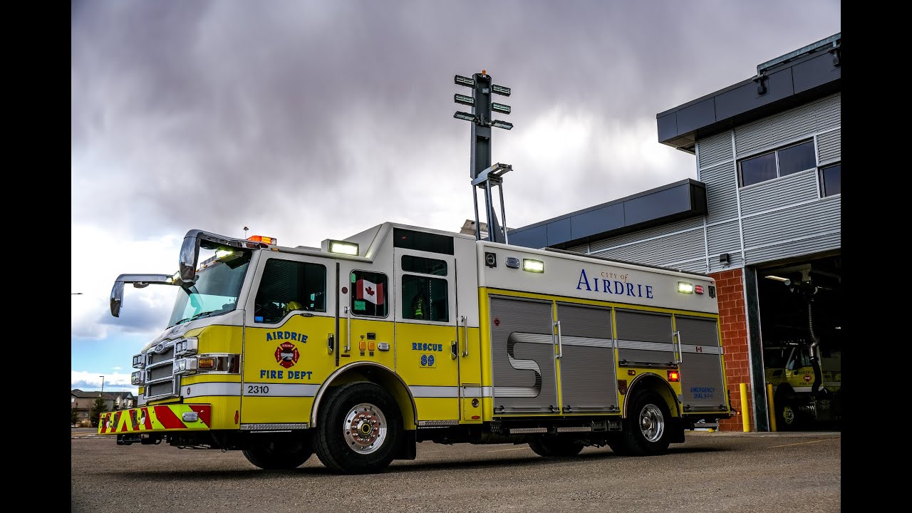[ AIRDRIE FIRE DEPT. ] Rescue 89 Command Scene Light Demonstration ...