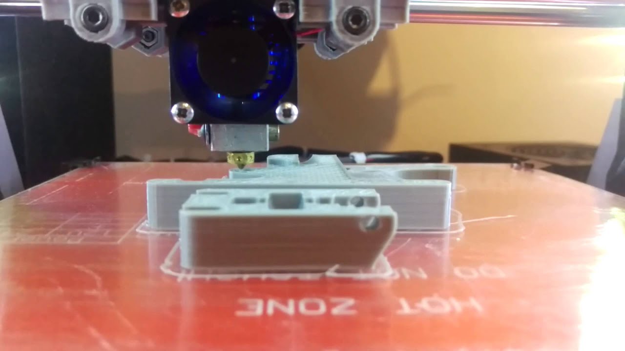 MendelMax 1.5 Printing 100mm/s - YouTube