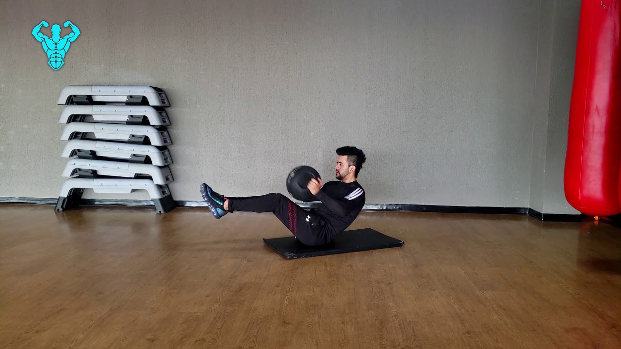 RUSSIAN TWIST - MEDICINE BALL WORKOUT - YouTube