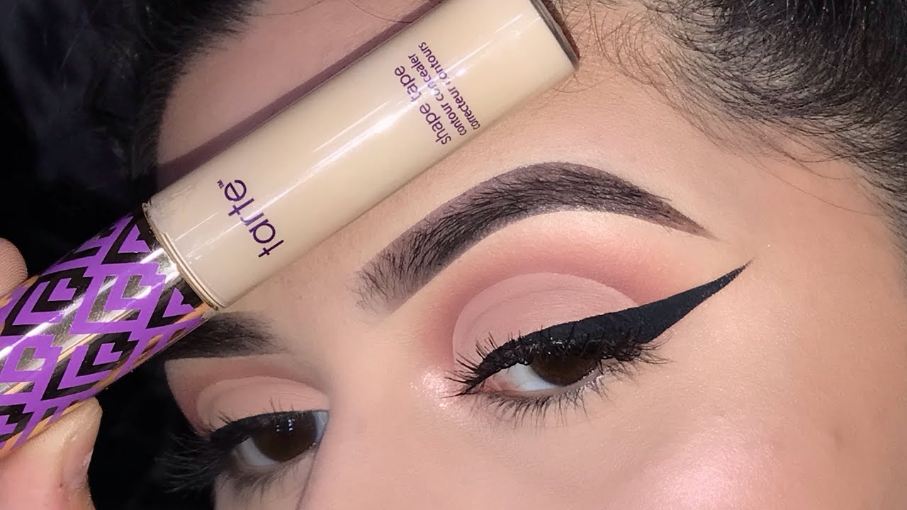 How To Full Round Cut Crease Tutorial | Kayla Martinez - YouTube