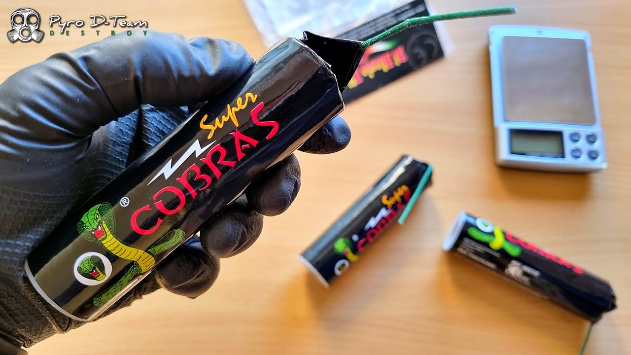 Šta se nalazi u petardi Cobra 5 (18g BKS) | What's inside Cobra 5 ...