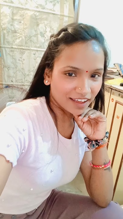 Piya chhod Dihi na Pawan Singh new Bhojpuri song#youtubeshorts #viral video Naina Kashyap 🥰🥰 ...