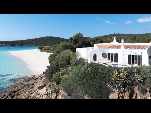 Villa The Icon, history and nature combine in a delicate Mediterranean style, in Tuerredda