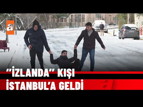 Camdan bakarak kar bekleyen çocuklar muradına erdi, İstanbul beyaza büründü - atv Ana Haber 23 Ocak