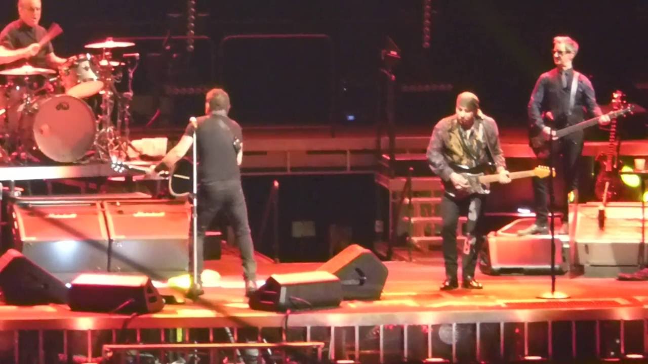 2/7 Bruce Springsteen - Working On the Highway @ Nationals Park ...