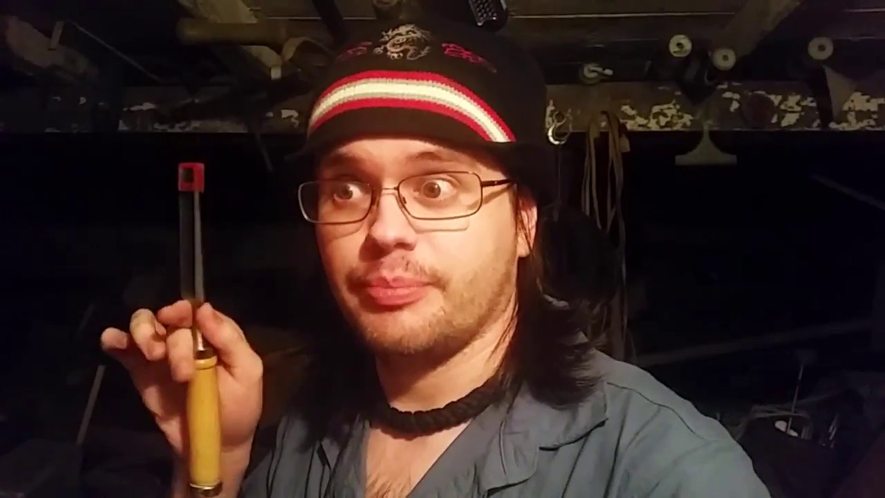 Wooden gouge & chisel covers quick & cheap - Thrifty Woodworker - YouTube