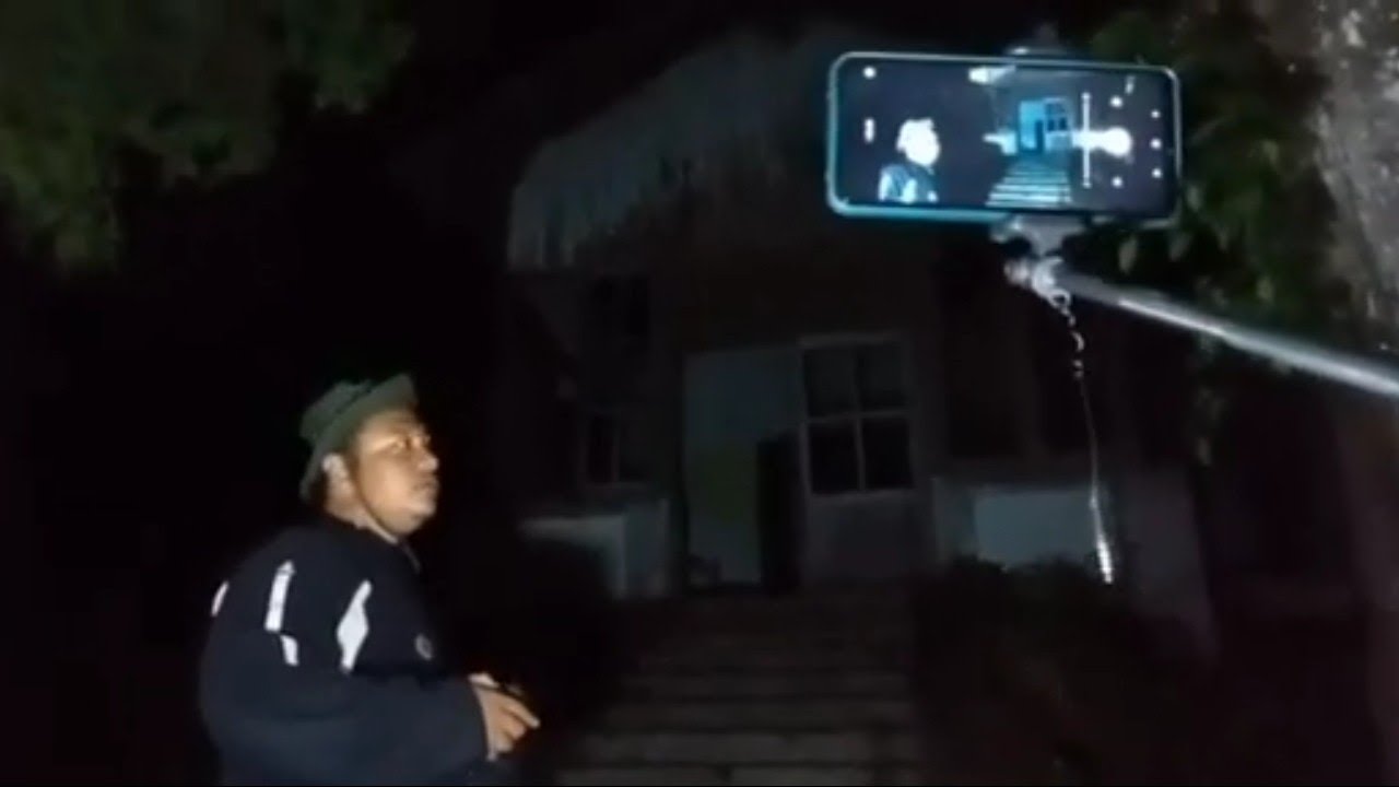 EKSPLOR MALAM DI LOJI KUNO BELANDA DI DESA TERSEMBUNYI GUNUNG WILIS ...