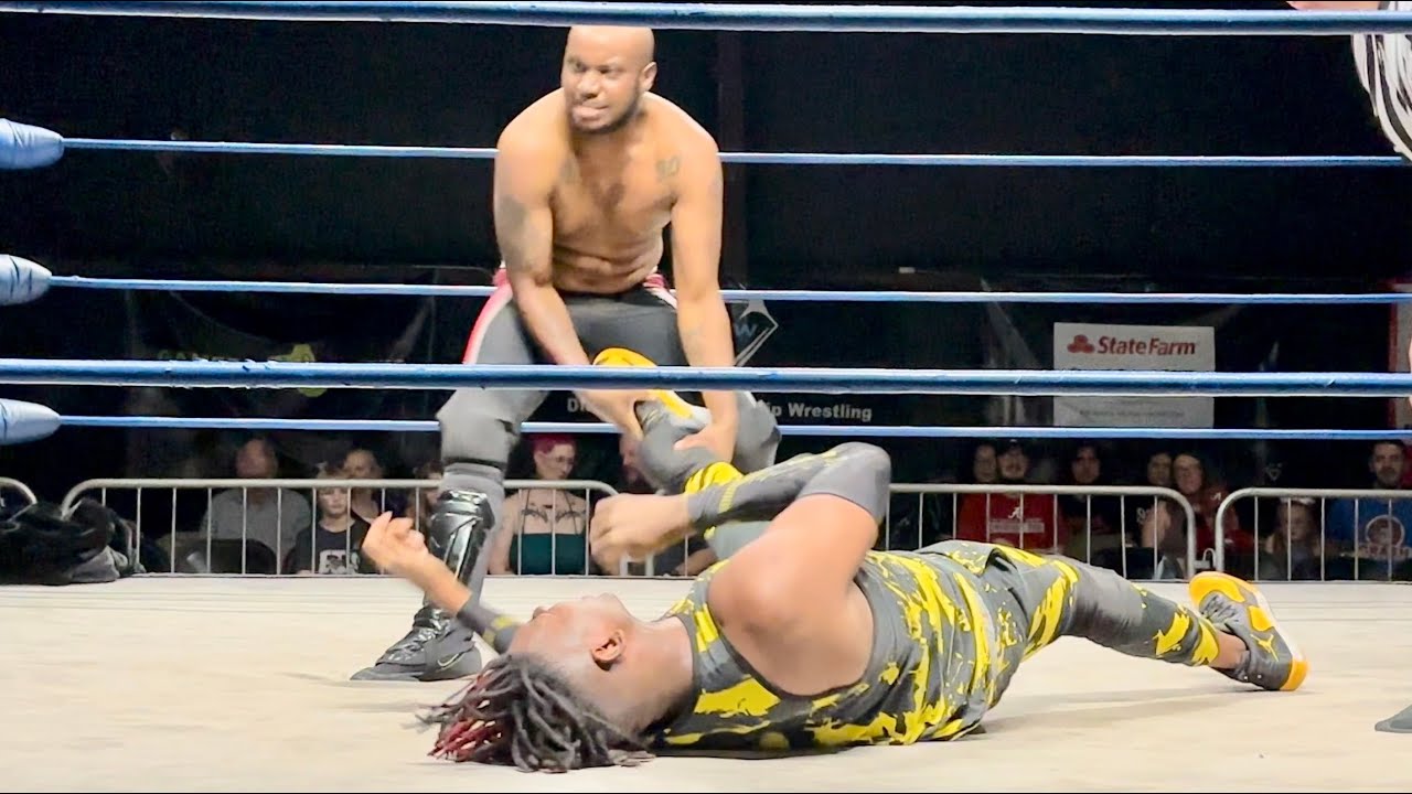 Murdo Brown vs Gary Gable - YouTube