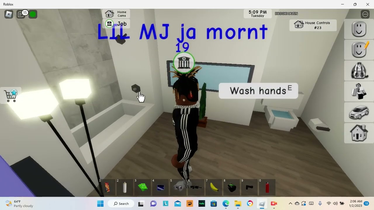 secret in new brookahaven home - YouTube