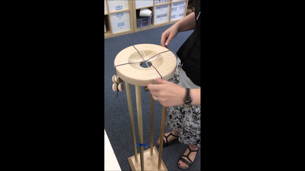 Edo Yatsu (basket weave kumihimo) demonstration on the marudai - YouTube