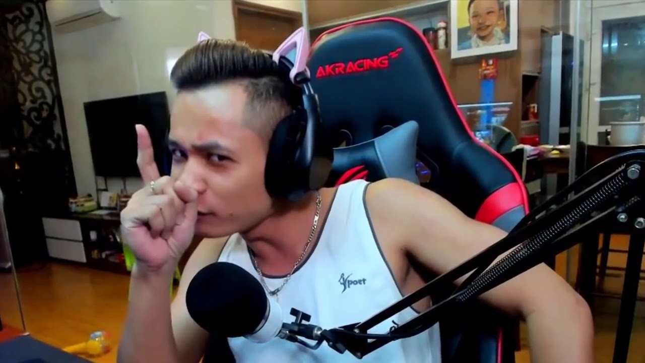 Meme Mixi Gaming Funny Moment - YouTube