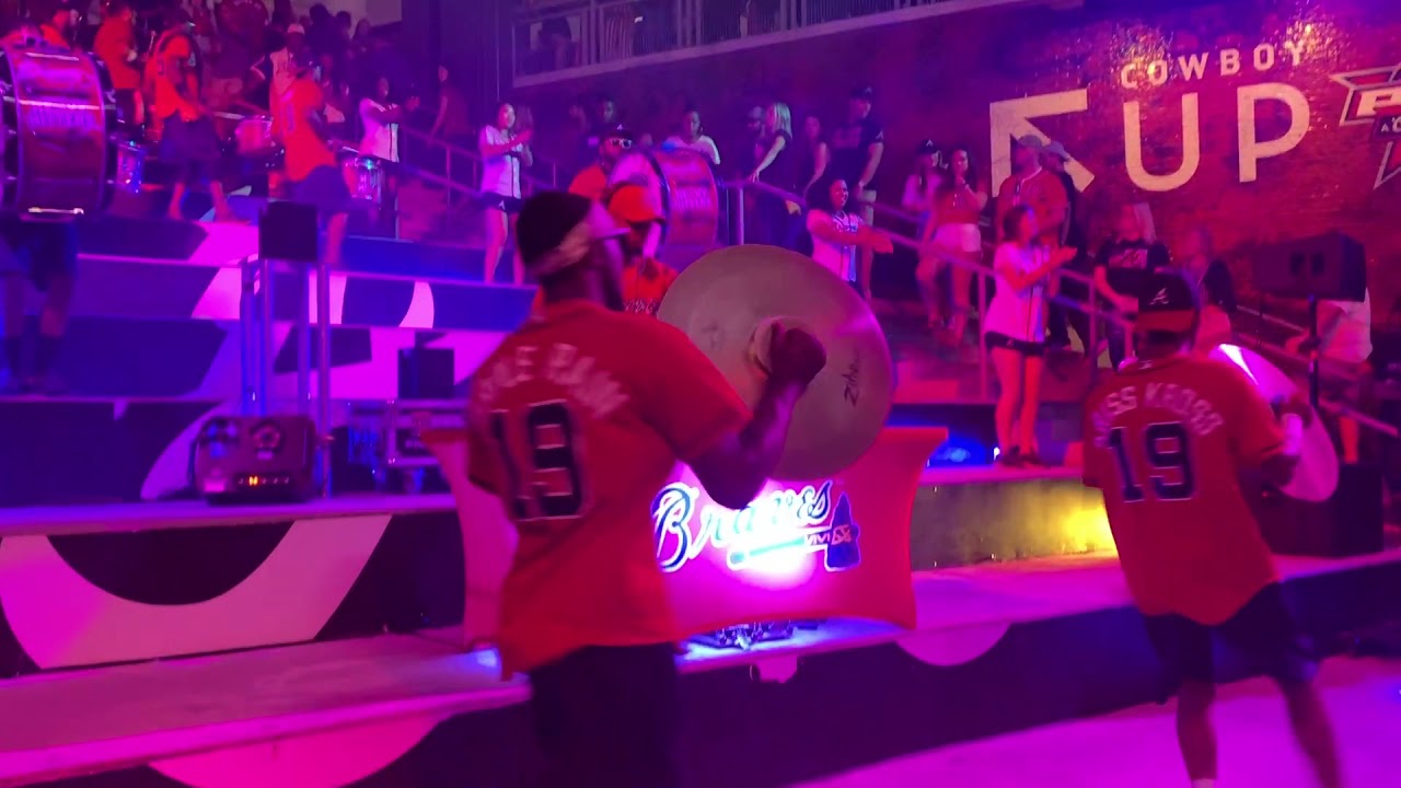 Atlanta Braves Heavy Hitters Drum Line Rock The House - YouTube