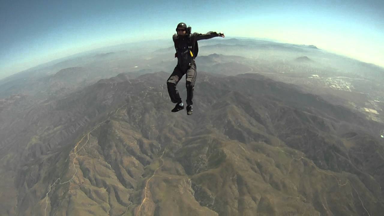 Cutaway due to line twists at Skydive San Diego - YouTube