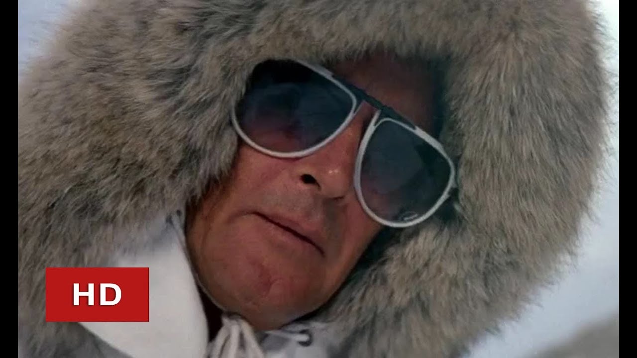 Chasing On Snow | A View To A Kill (1985) - YouTube