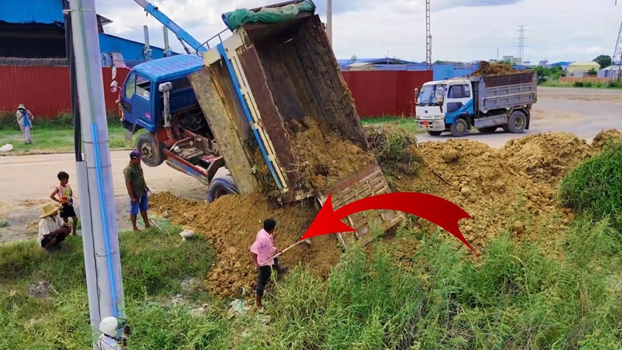 Icnredible Project!!5T Dump Truck Back Reverse Stucked Heavy Soils!The ...