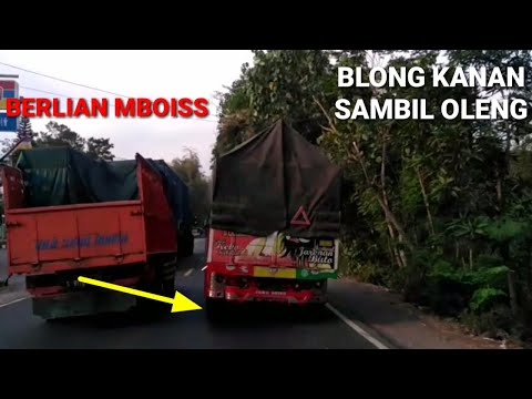 TRUK VS PICK UP BALAPAN NGEBLONG KANAN OLENG