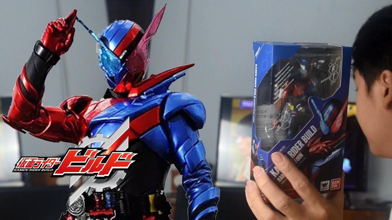 MAINAN Kamen Rider Build RTV - YouTube